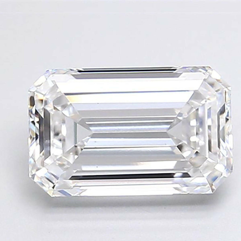 A Bold 2.25ct Lab-Grown Emerald Shape Diamond | SolitaireMart
